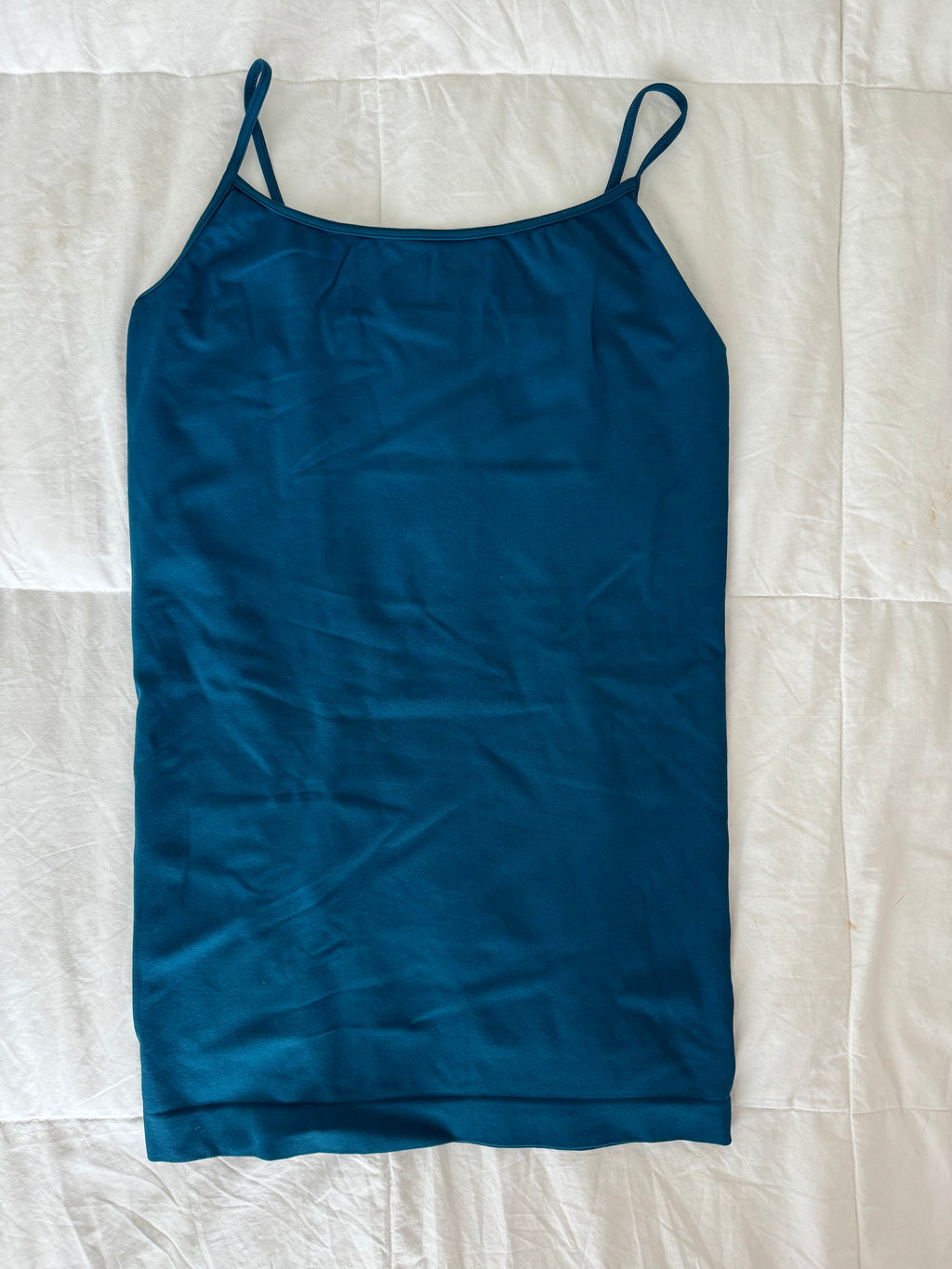 PLAIN CAMI – Olive Lynn